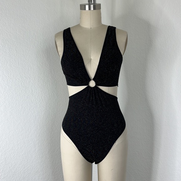 Anwnd | Tops | Anwnd Metallic Cut Out Bodysuit | Poshmark
